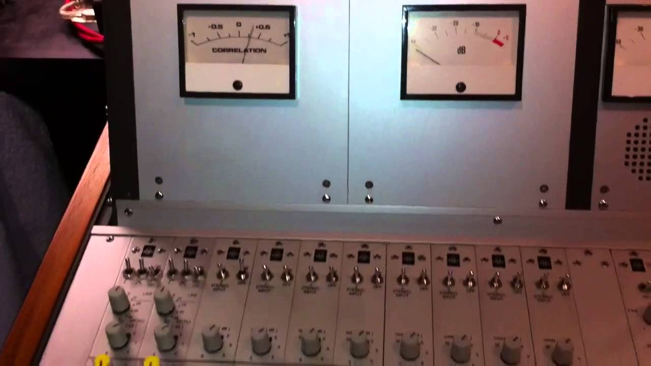 EMT M100 + EMT 950 - YouTube