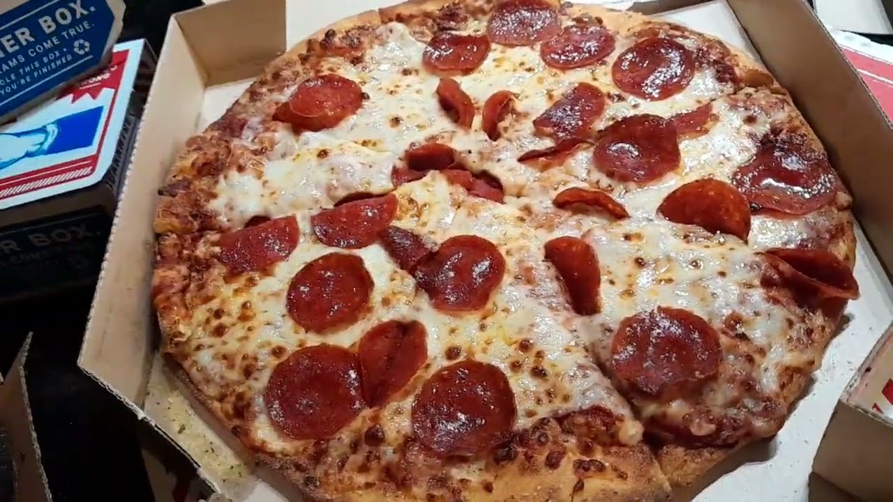 pizza SMASH: dominos edition - YouTube