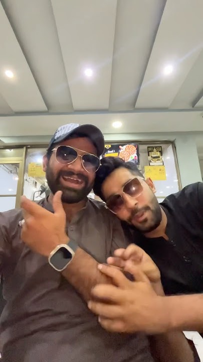 Pizza ko kia howa😂|| #minivlog #vlog #shortvideo #shorts #youtubeshorts #trending #friends - YouTube