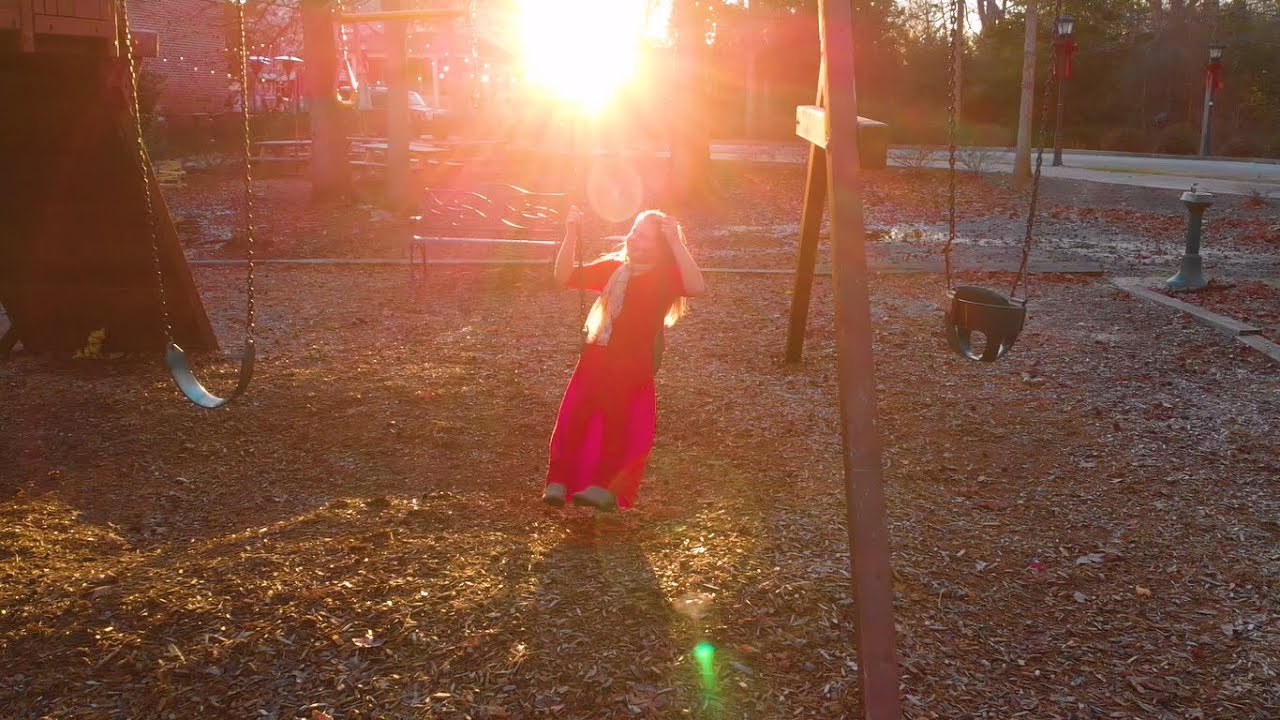 Finley singing Noel by Lauren Daigle - YouTube