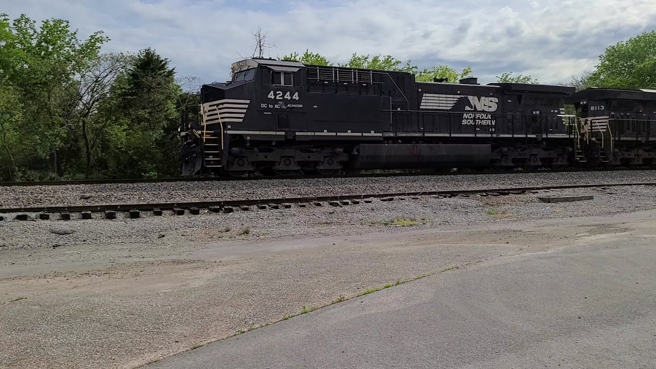 NS Locomotive # 4244 - 4.22.20, 5:03pm - Jersey Pike Crossing ...