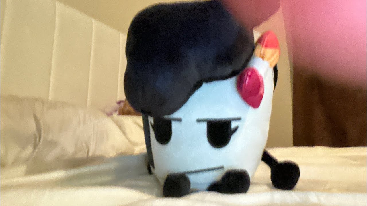 I got the paint bucket plush made by @CraftedPin - YouTube