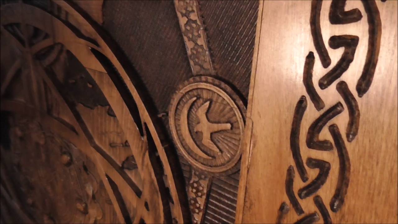 The Cuan Hotel, Game of Thrones Carved Door and Costumes - YouTube