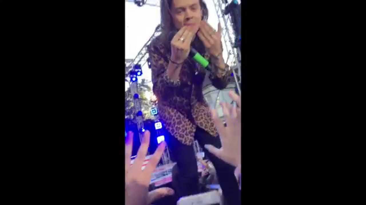 One Direction On Ellen Story Of My Life Youtube