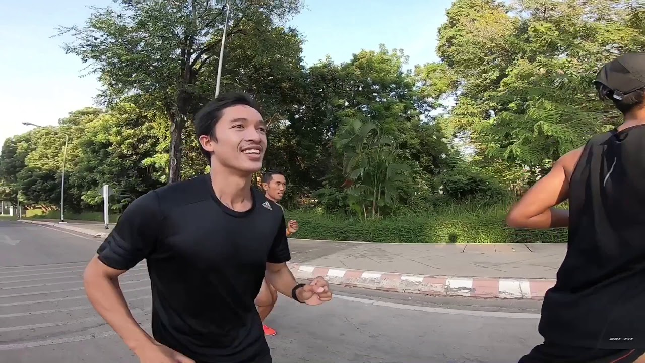 Running with GoPro HERO 7 Black (1080p60 Slo-mo) - YouTube