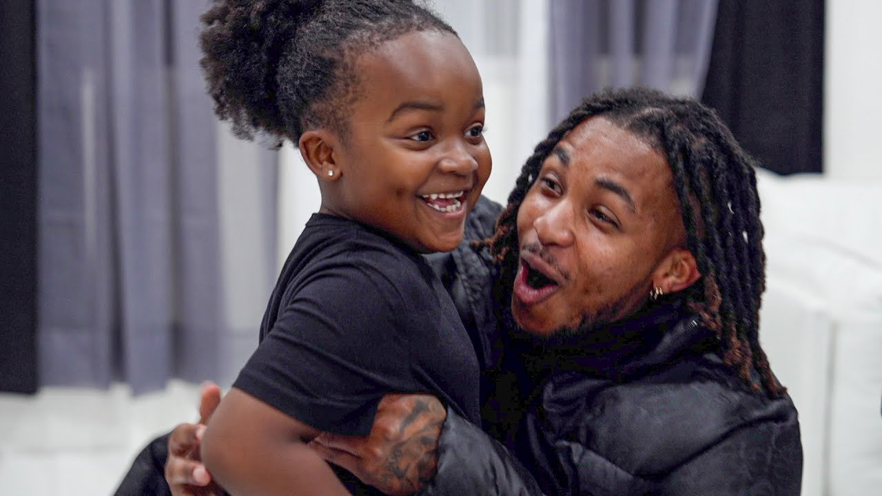 DDG Battle Raps His Family.. Woo Wop SNAPS!! - YouTube