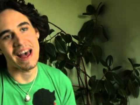 Canadian Singer-Songwriter Liam Titcomb - YouTube