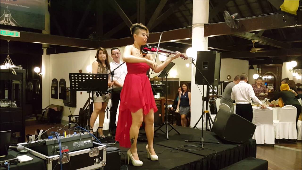 Jessica Loo Live Performance Video Clip - YouTube