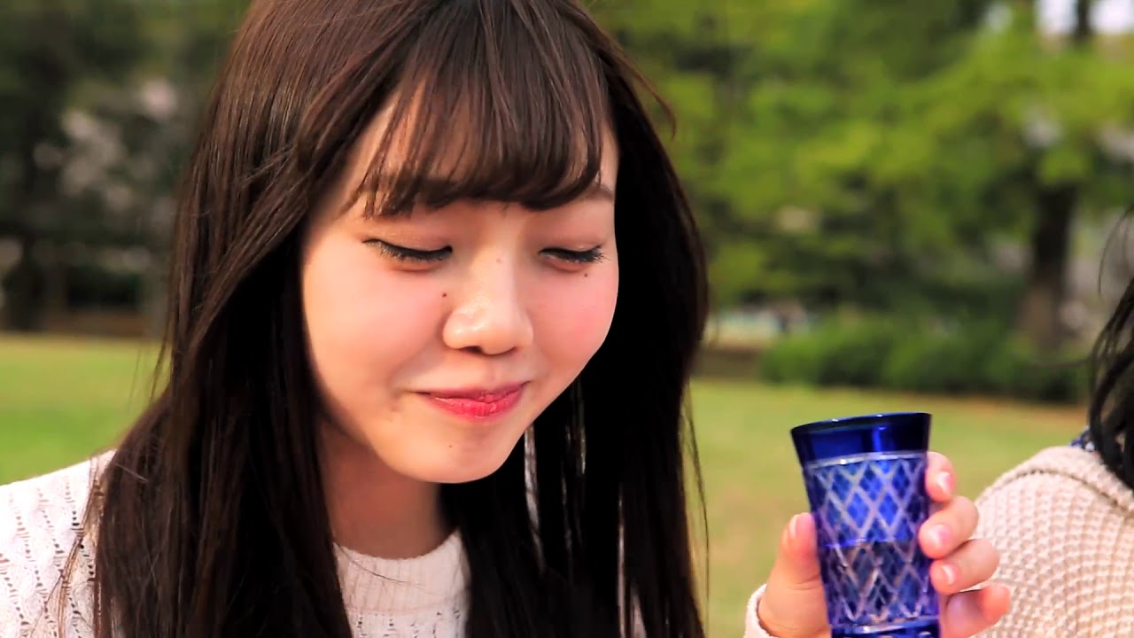 KIKUSUI FUNAGUCHI GOLD 1500ml - AWARD-WINNING SAKE IN A POUCH - YouTube