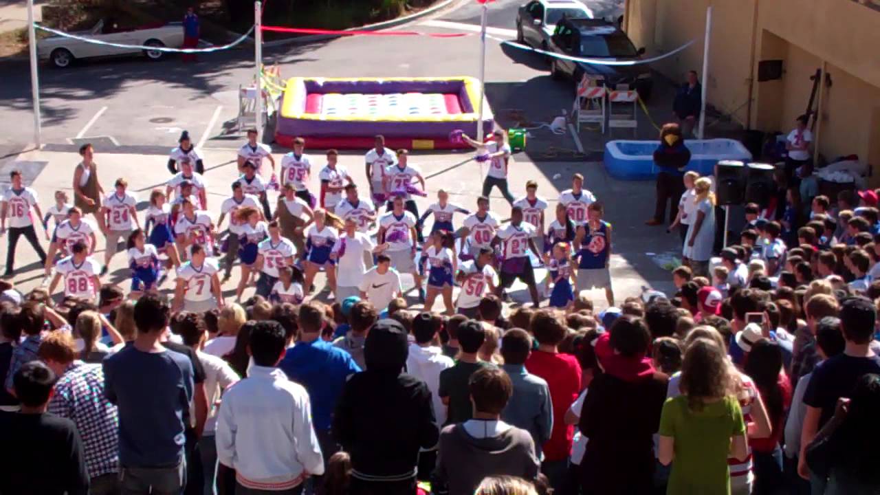 Tam High Homecoming Rally 2013 Cheer & Football Dance - YouTube