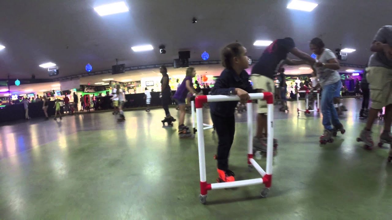 Roller Skating with the girls - YouTube