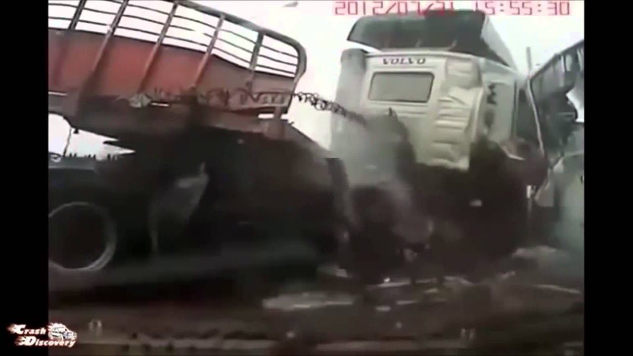 INSANELY FUNNY bus crash and fail complition! - YouTube