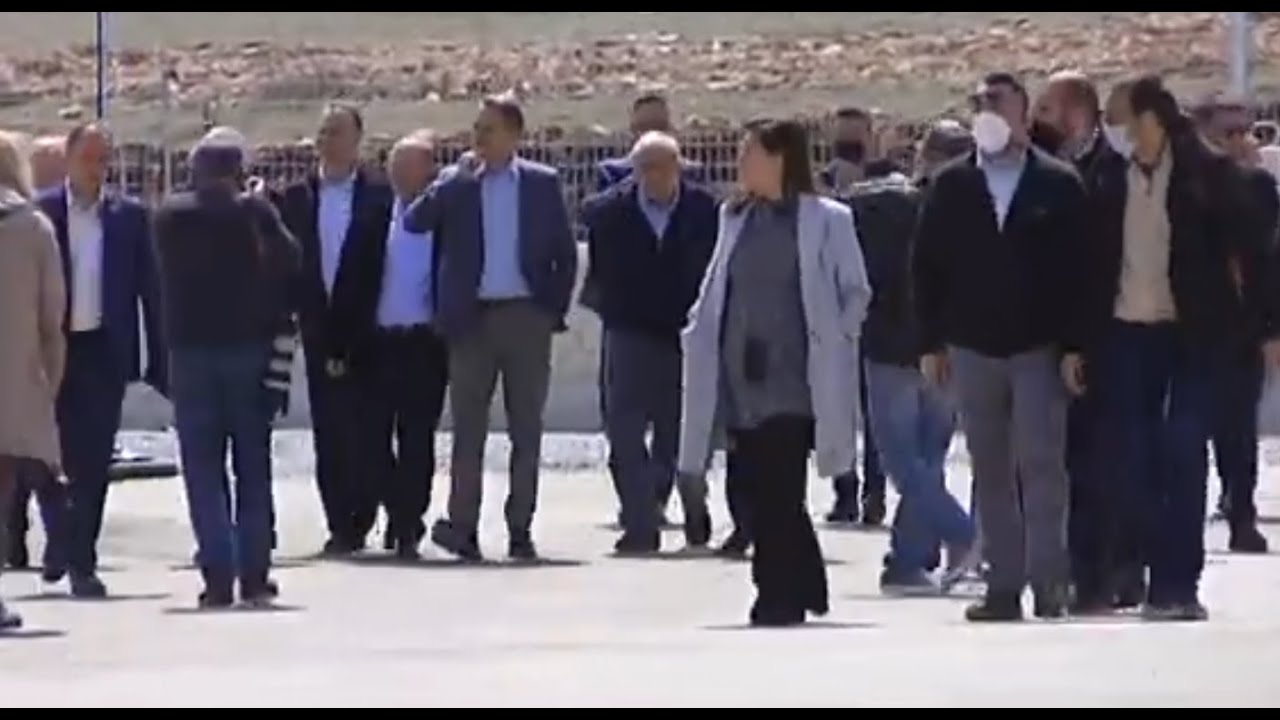 Εγκαίνια φωτοβολταϊκού πάρκου ΕΛΠΕ στην Κοζάνη - YouTube