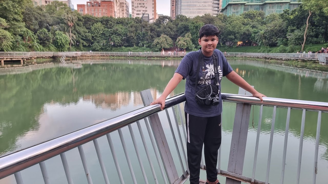 Justice Shahabuddin Park # Yum Cha restaurant # Friday outing 😘 - YouTube