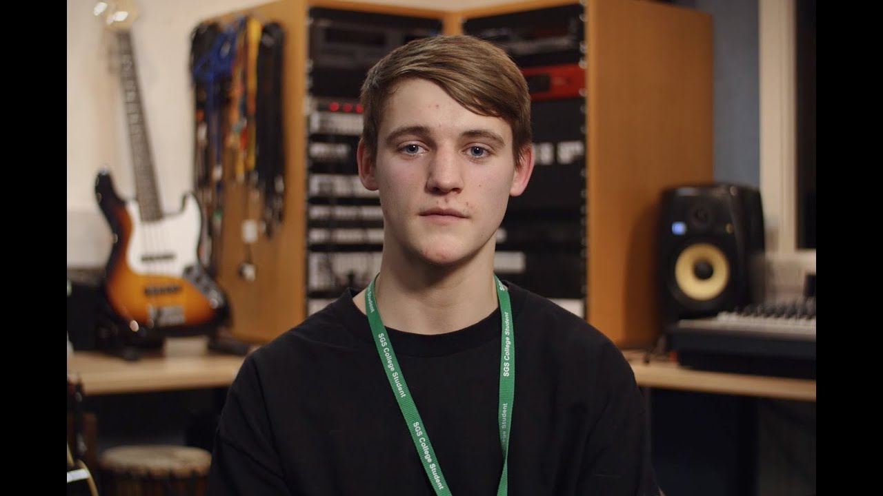 Music Students at SGS College #whychoosesgs - YouTube