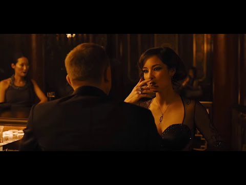 Bérénice Marlohe smoking – \