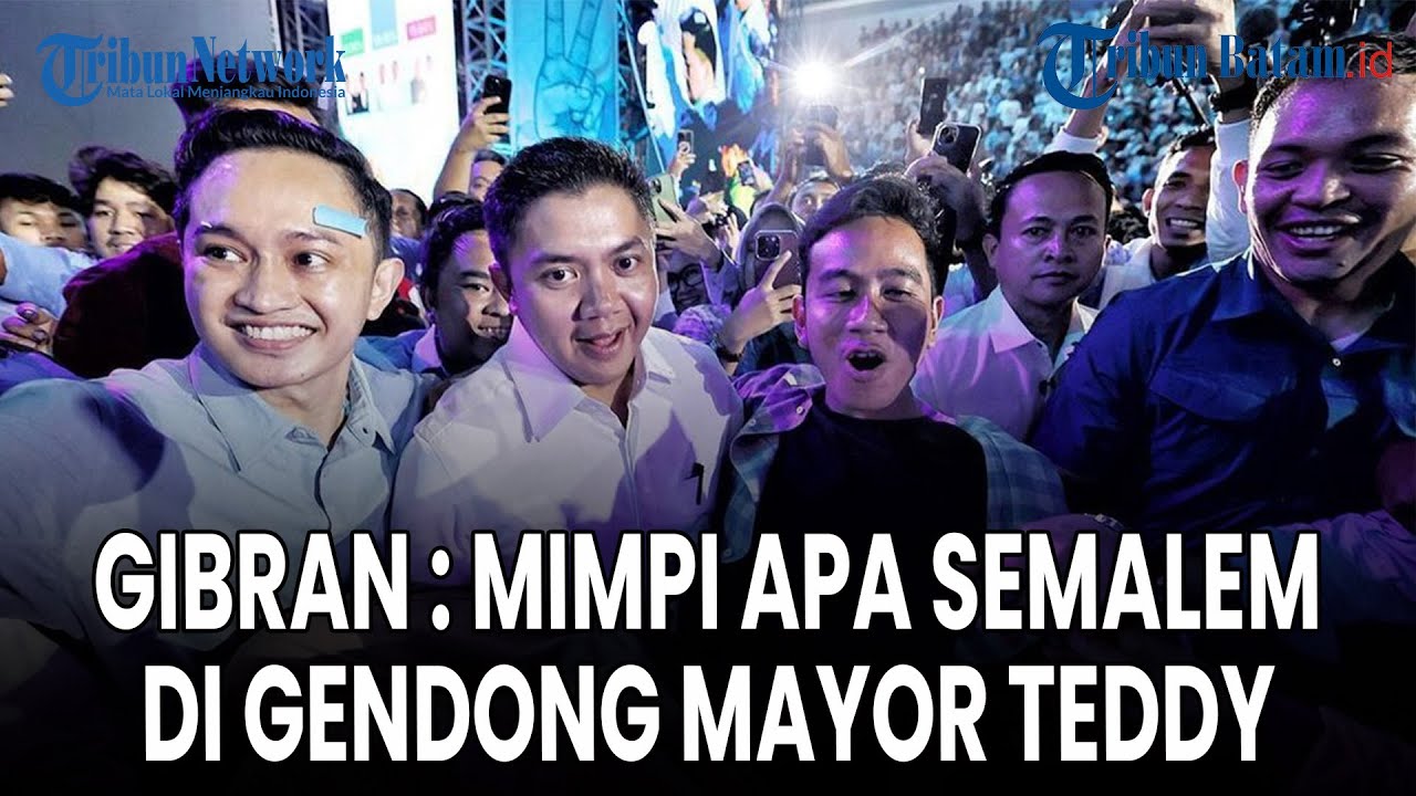 Momen Mayor Teddy Gendong Gibran di Istora - YouTube