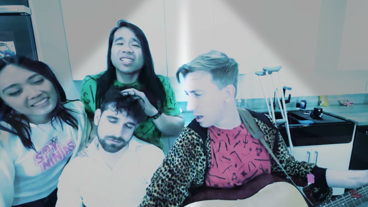 Come back Daniel ( Chad singing to try to get Daniel back ) - YouTube