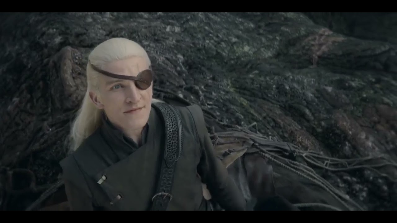 Aemond Hold back Vhagar HOTD Ep 4 S2 - YouTube