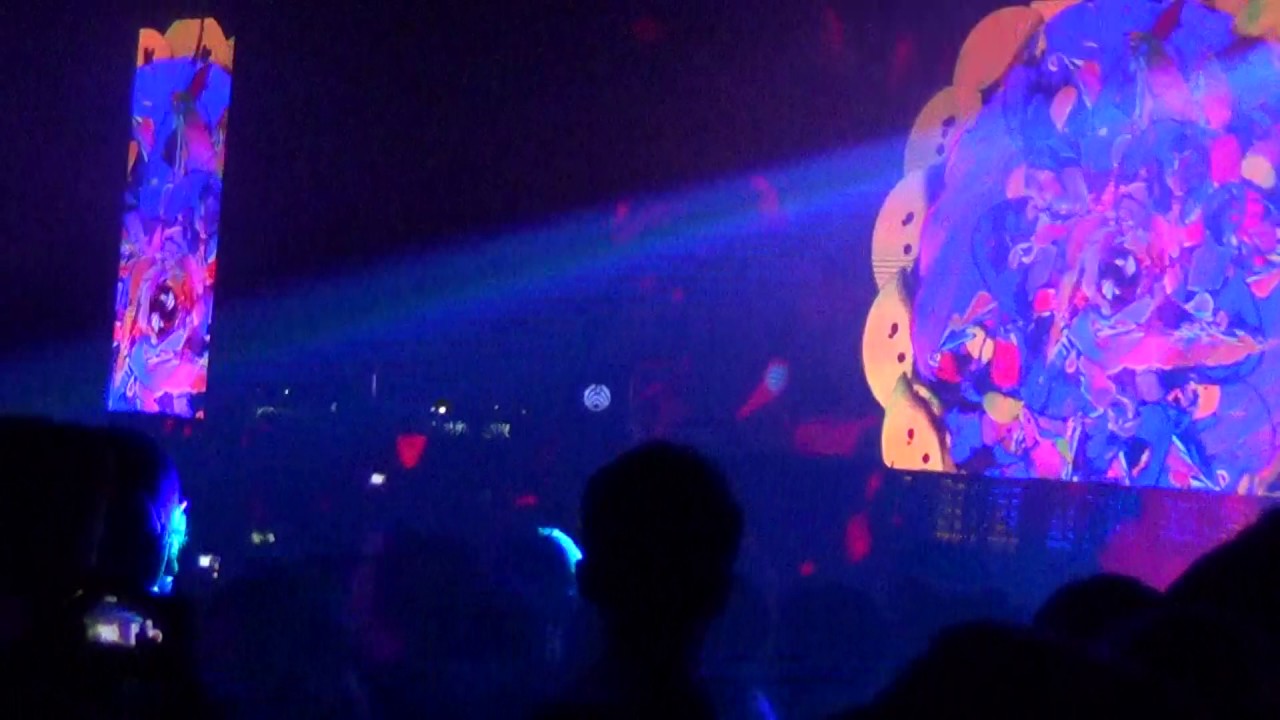 Bassnectar @ AC Convention Center 4/29/2017--middle - YouTube
