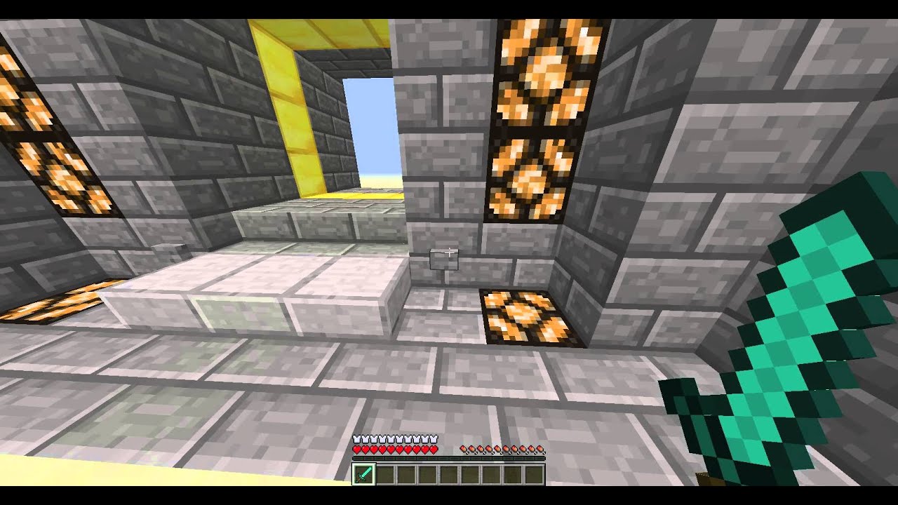 minecraft awesome mechines 1 : 3 by 3 piston door - YouTube