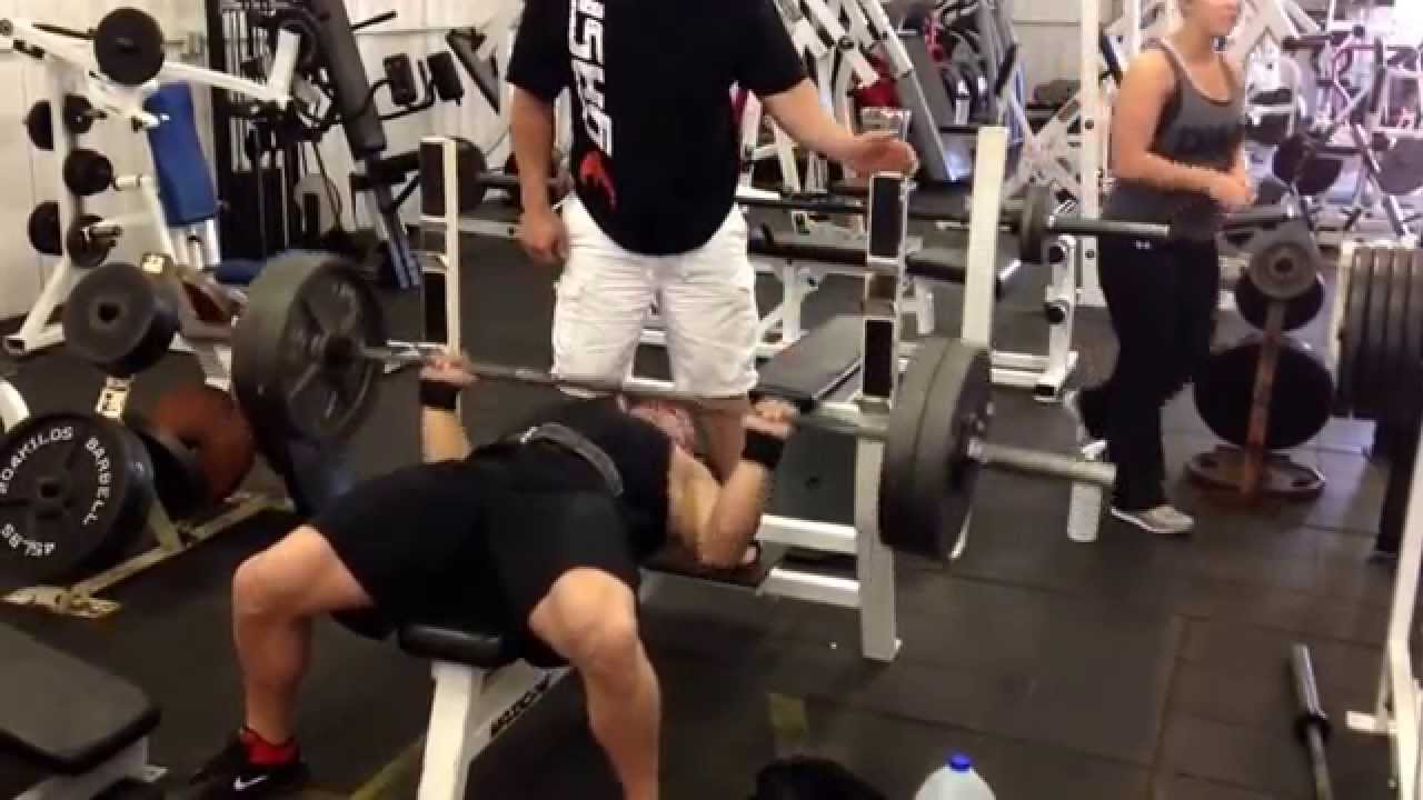 450x6 Raw Bench Press Oran Smith 227 bodyweight - YouTube