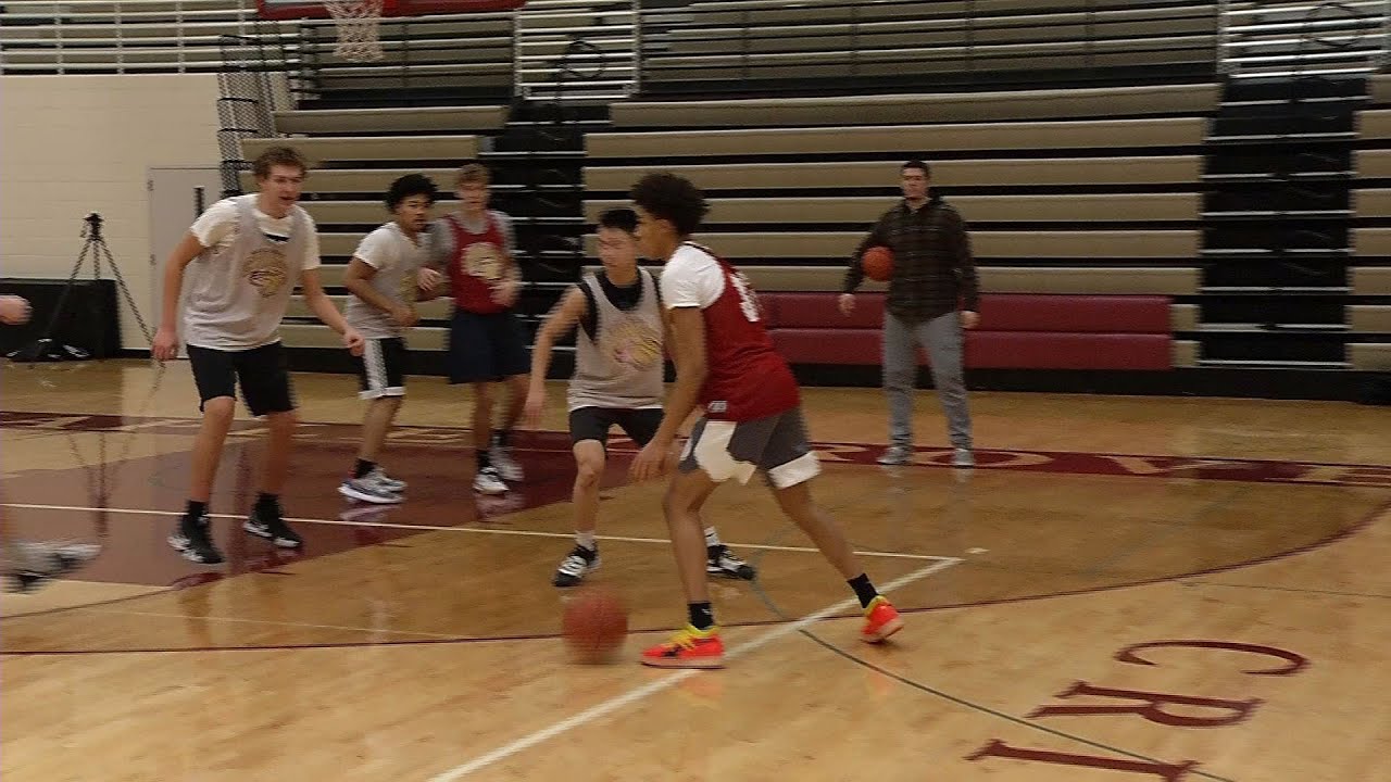 Maple Grove Boys Basketball off to Strong Start - YouTube