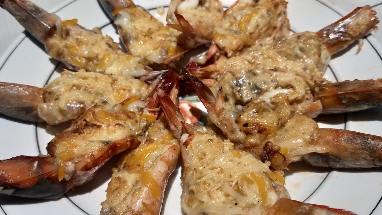 Creamy and cheesey prawns thermidor recipe - YouTube