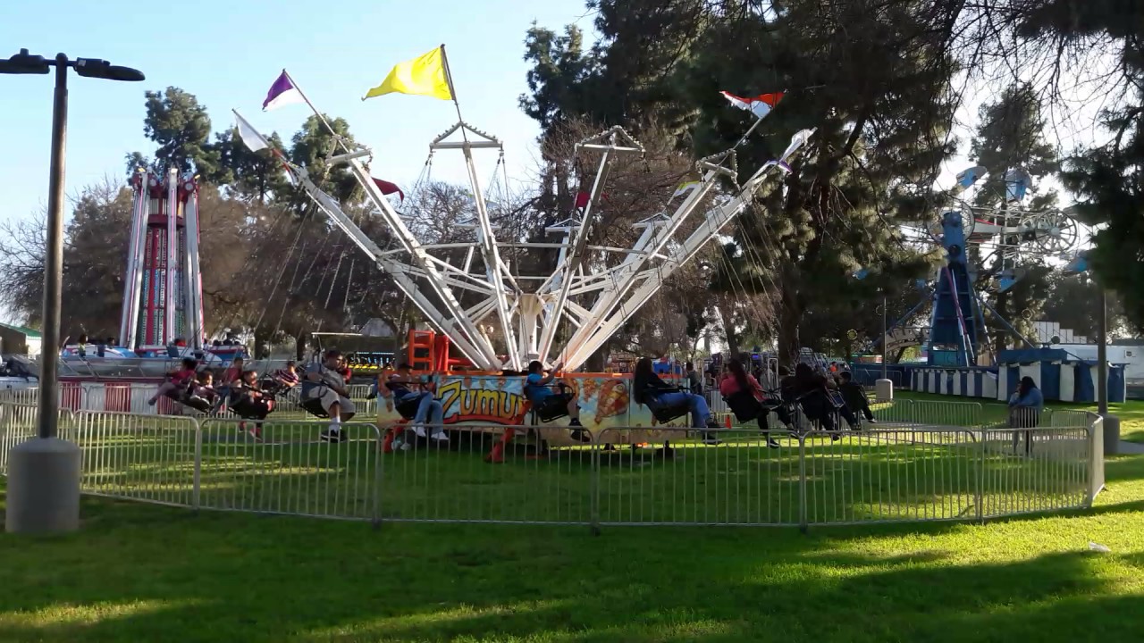 Zumur (Chairswings) (Off-Ride) - YouTube