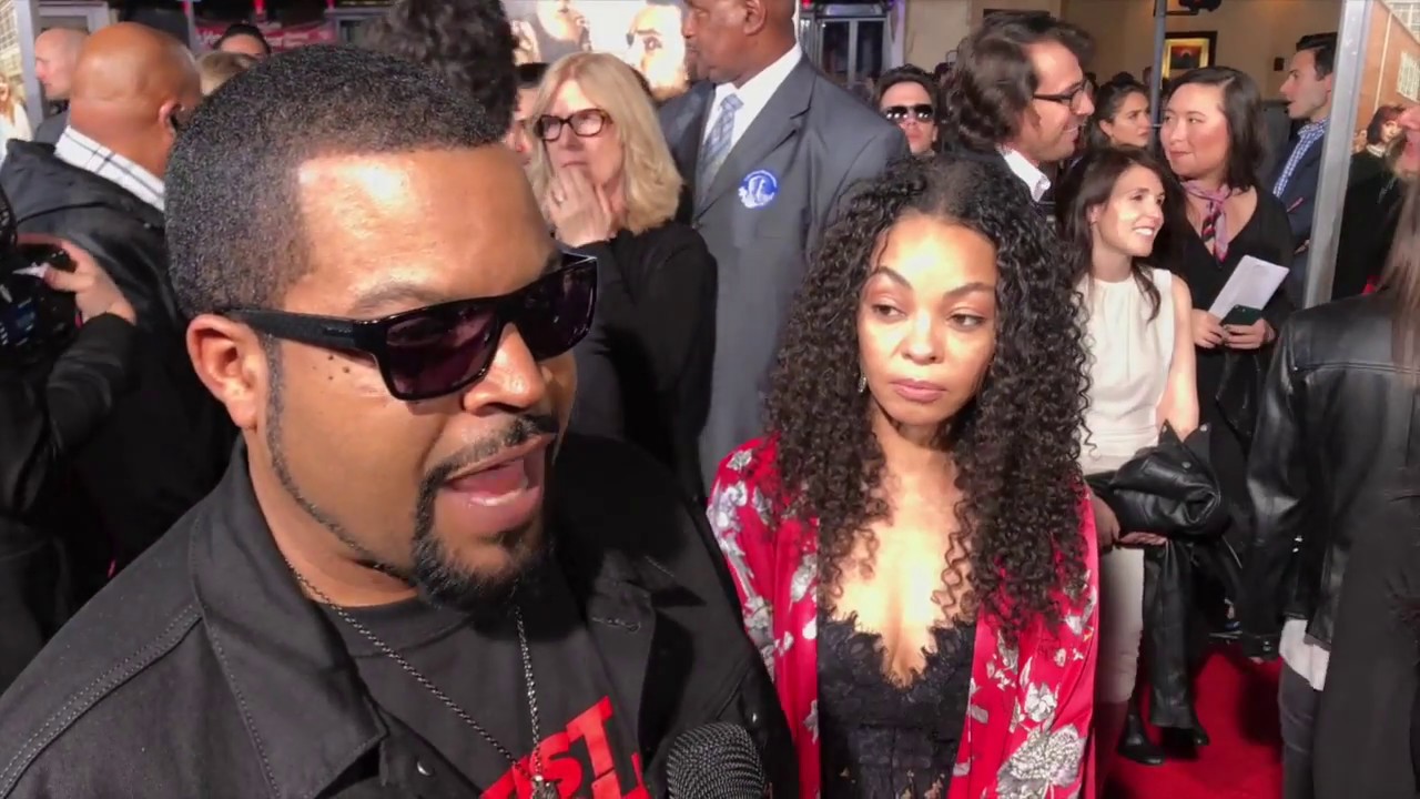 'FIST FIGHT' World Premiere with Cast Interviews! - YouTube