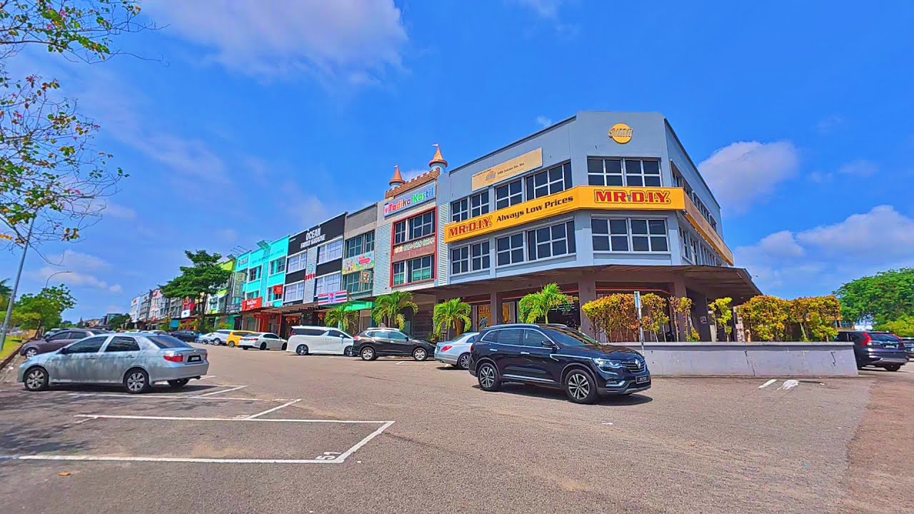 Drive from Lotus's Desa Tebrau to Mr.DIY Taman Gaya Ulu Tiram - YouTube