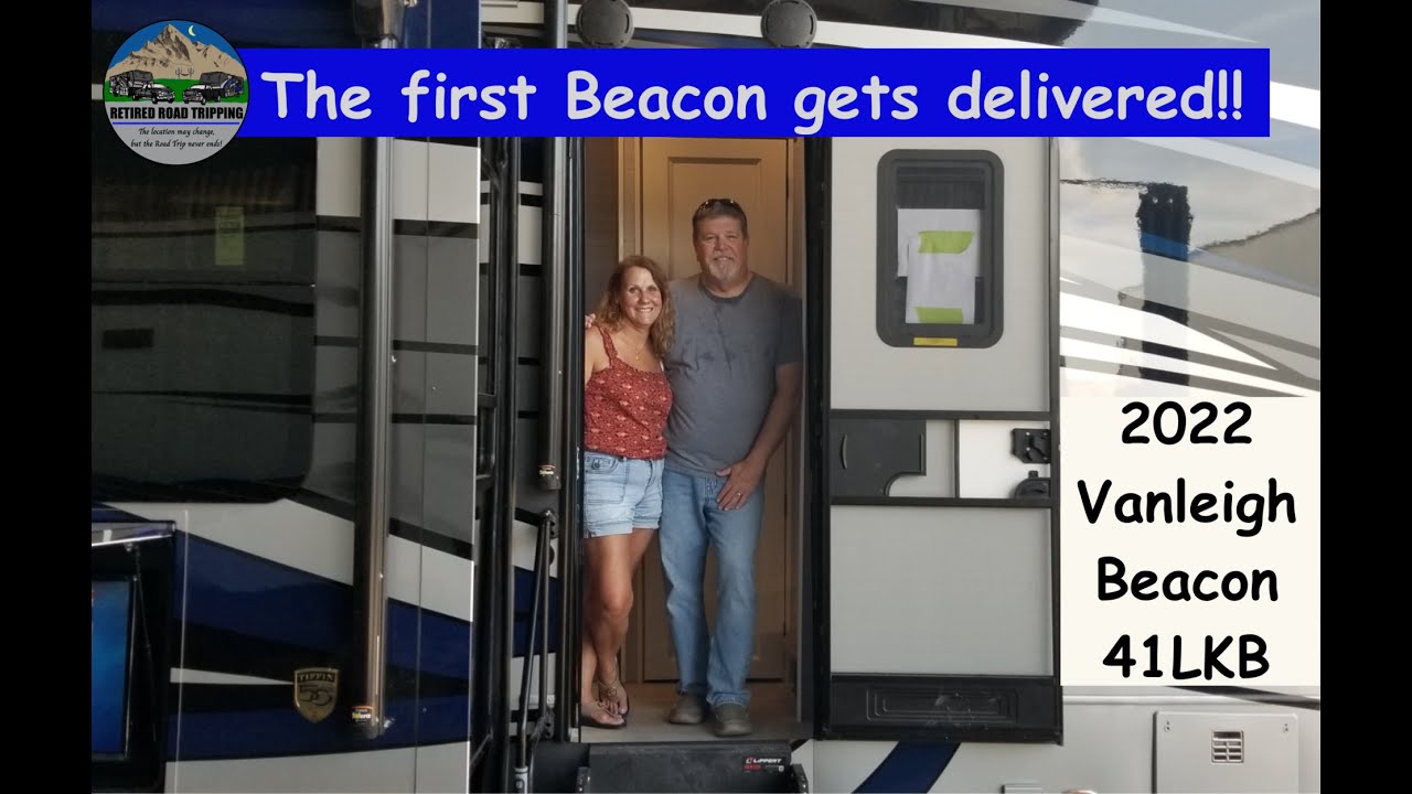 The Vanleigh Beacon 41LKB is here!! Delivery of the first rig! EP17 ...
