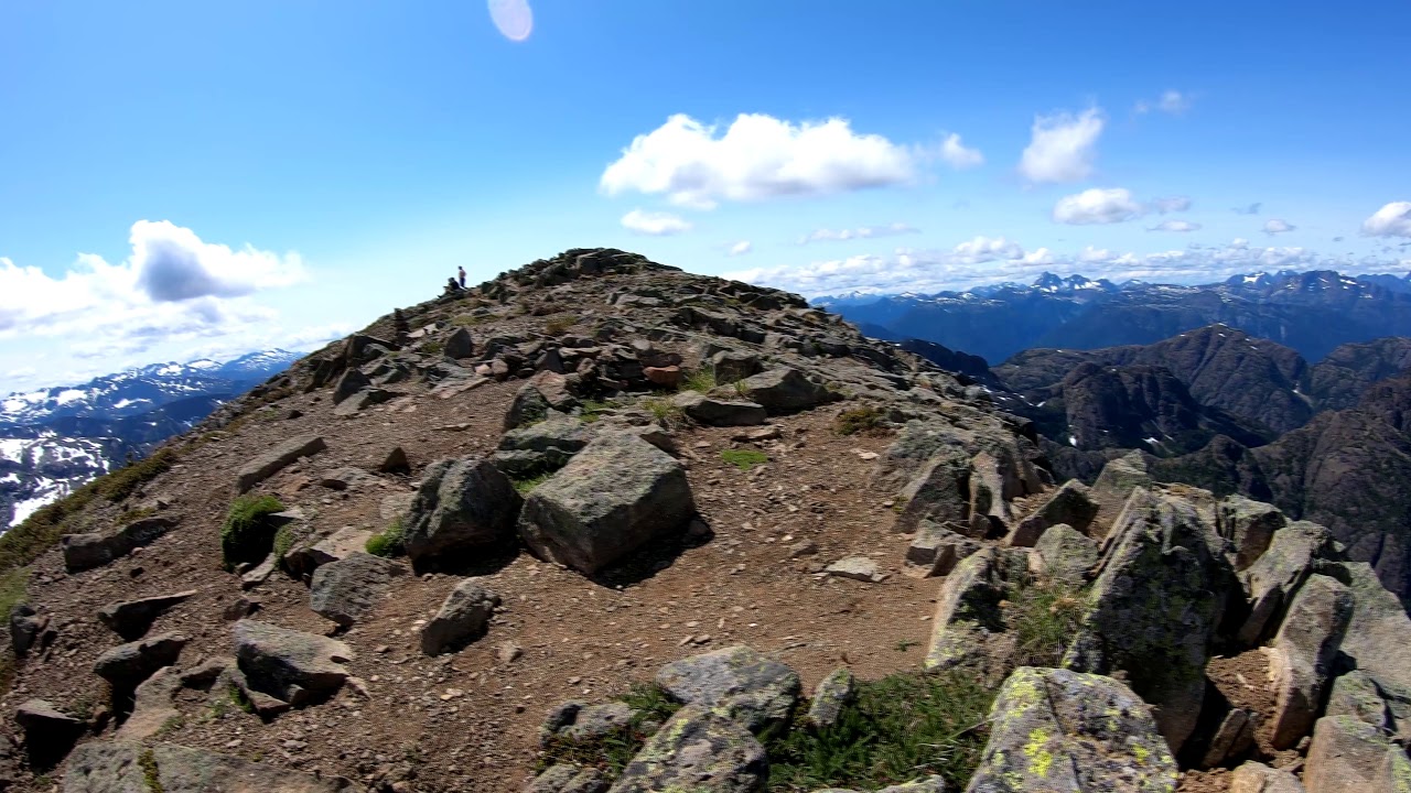 360 of the summit of Mount Albert Edward - YouTube
