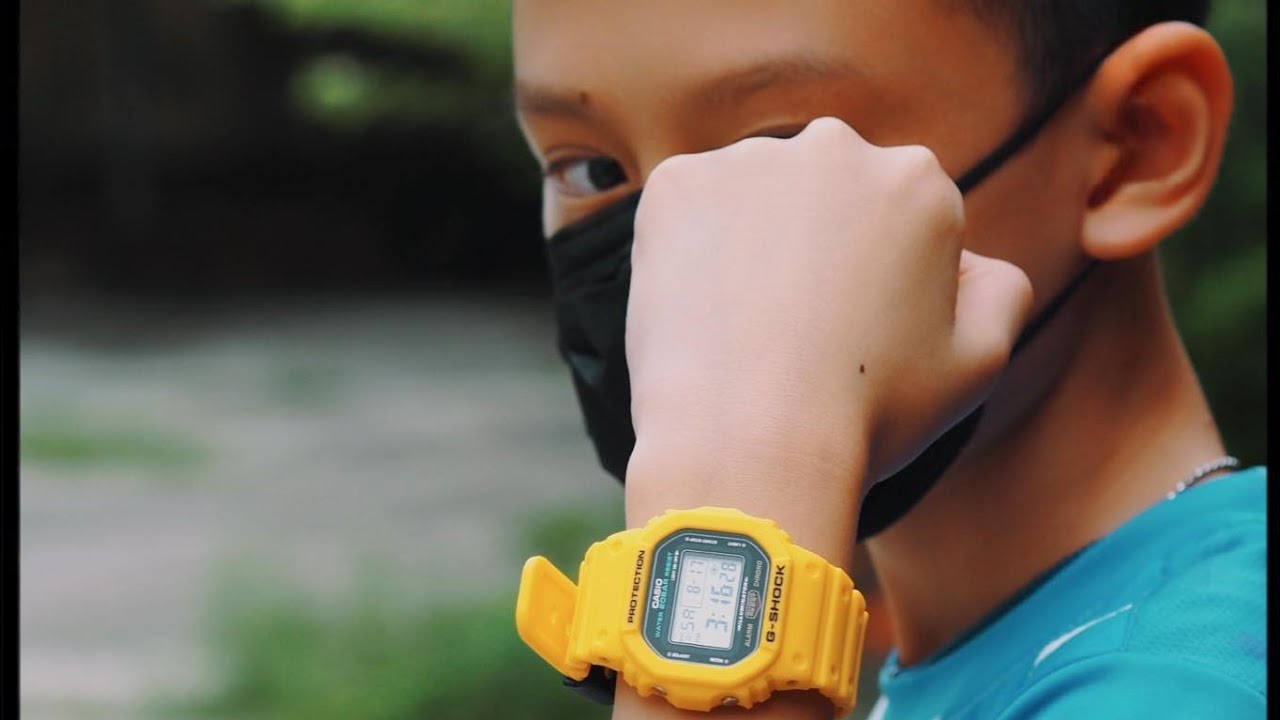 Casio G-SHOCK DW-5600REC-9(Ultraman Arc ウルトラマンアーク) - YouTube