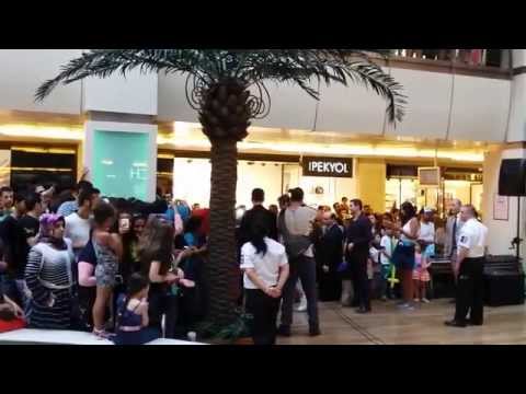 Sinan Akçıl - Fark Atıyor (Historia AVM) (01.08.2015)