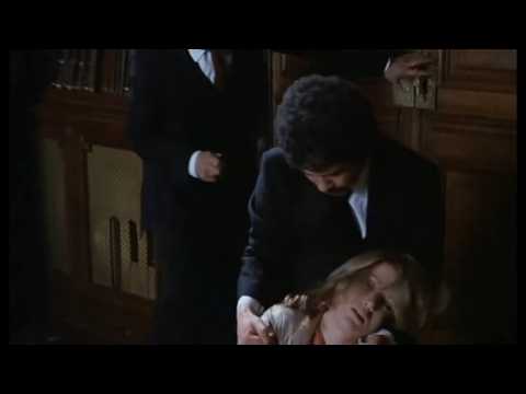 Catherine Alric Chloro 2x & OTS Carry in Pétrole! Pétrole! (1981)