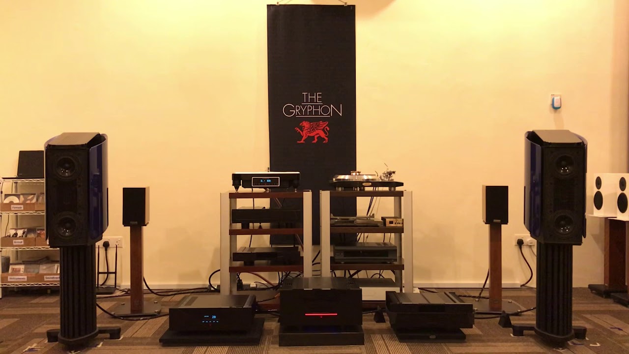 Gryphon Essence pre and power with Gryphon Ethos CDP and Gryphon Mojo S ...