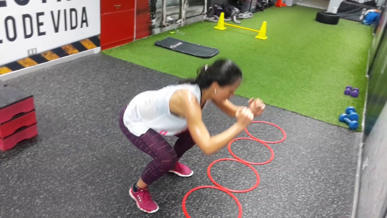 Sentadillas explosivas / AleccFit - YouTube