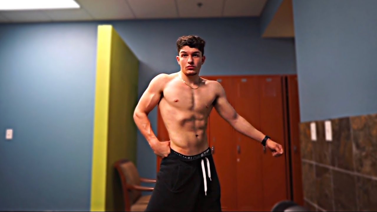 A New Physique | 17 Year Old Bodybuilder | Building Mass Ep.13 - YouTube