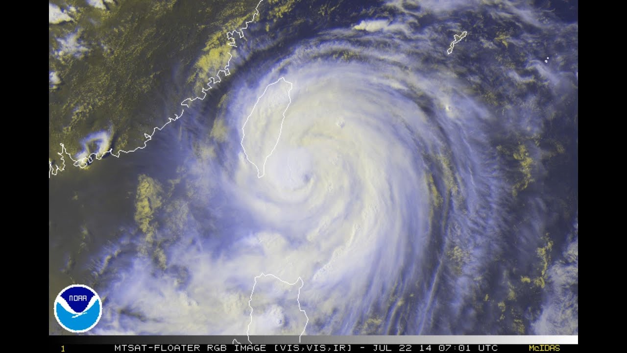 2014 : Typhoon Matmo ∙ Henry ∙ 10W - YouTube