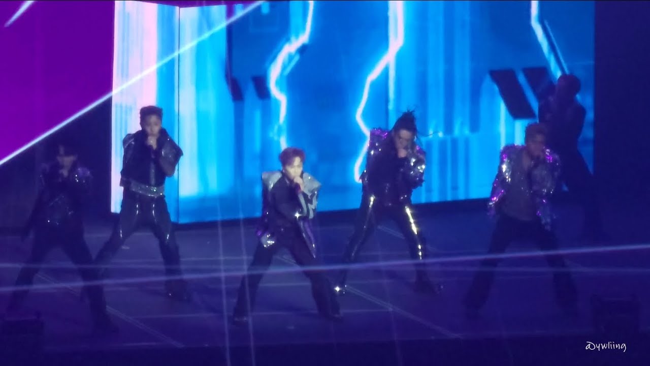 [ENERGY] 《一触即发》 新加坡演唱会 2024.11.23 - Here I Am - YouTube