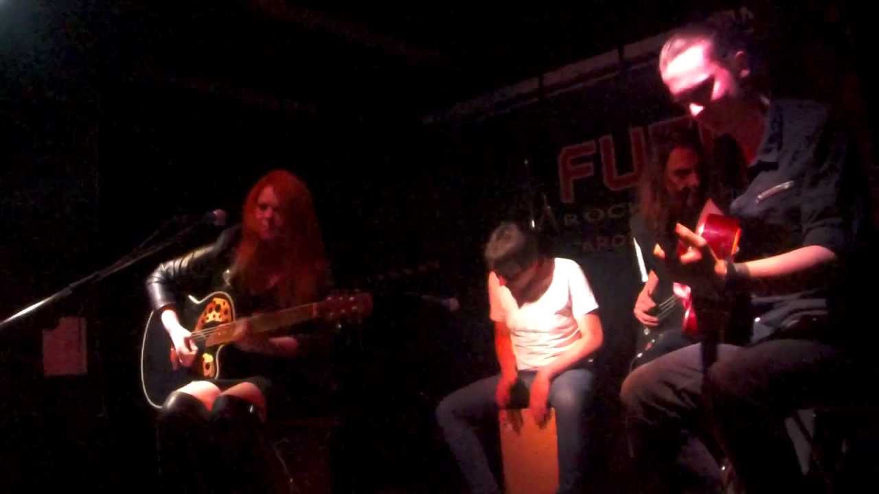 Sick Like This - Beth Blade & The Beautiful Disasters (OFFICIAL LYRIC ...