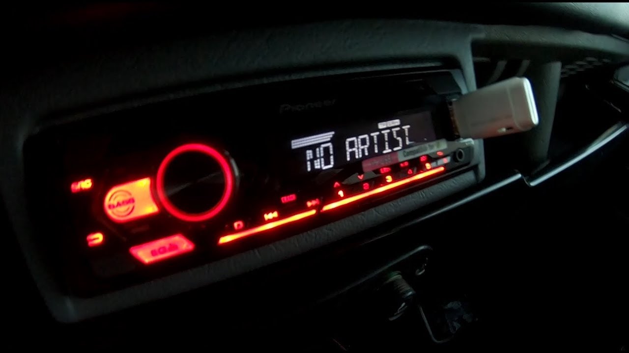 D.I.Y. - Land Rover Defender 300Tdi Radio Sound System Install (no ...