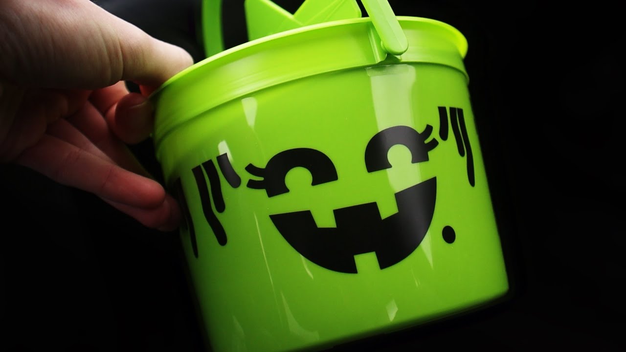 McDonald's Boo Buckets Are Back - YouTube