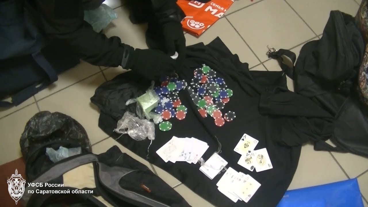 Карты фишки два стола В саратовской колонии накрыли подпольное
