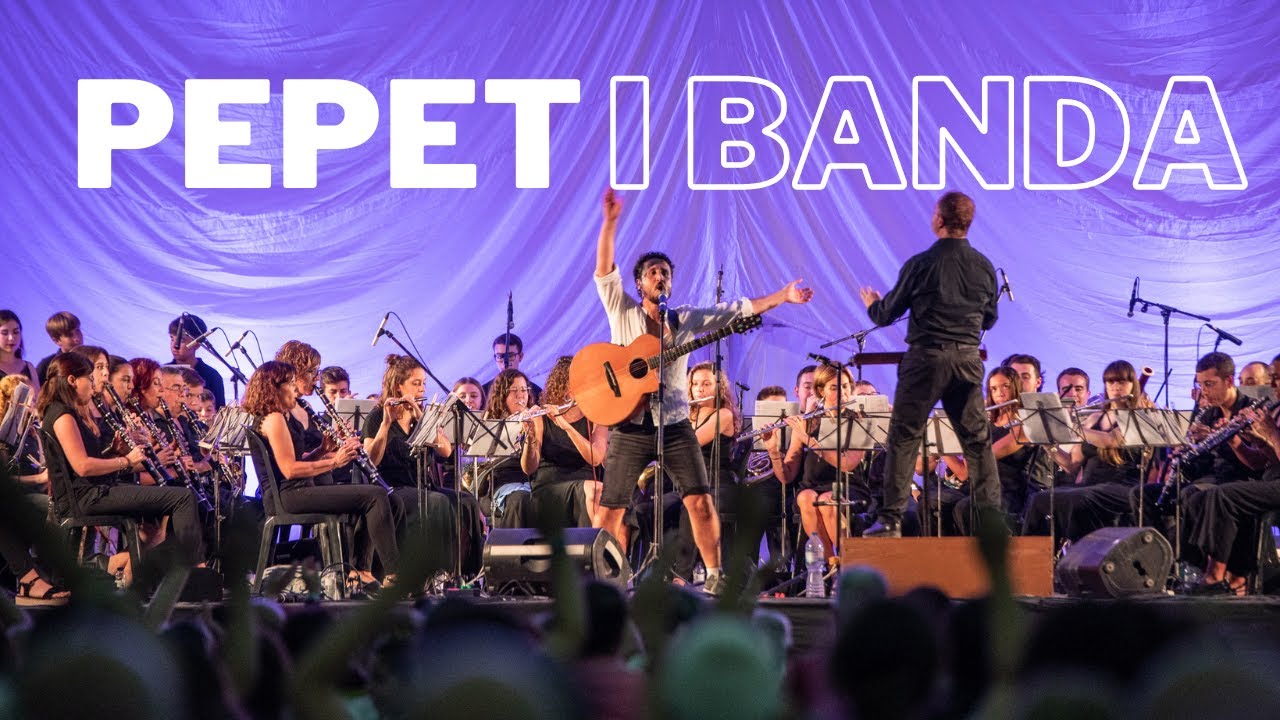 Pepet i marieta - "Corre l'estiu" a l'espetacle "Pepet i banda" - YouTube