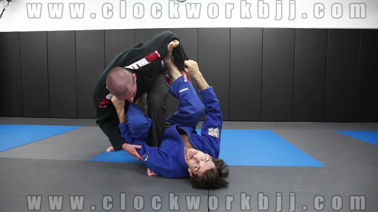 Spider Guard Sweep - YouTube
