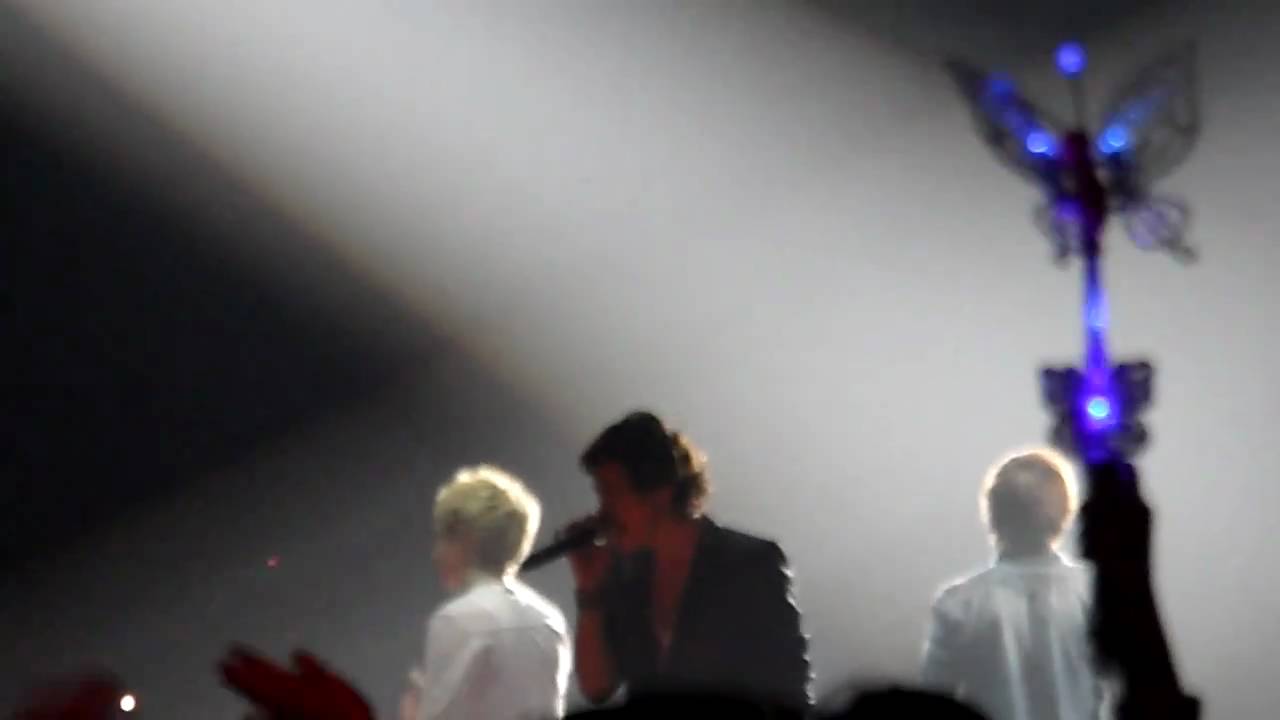 one direction x factor tour wembley 5/3/11 forever young - YouTube