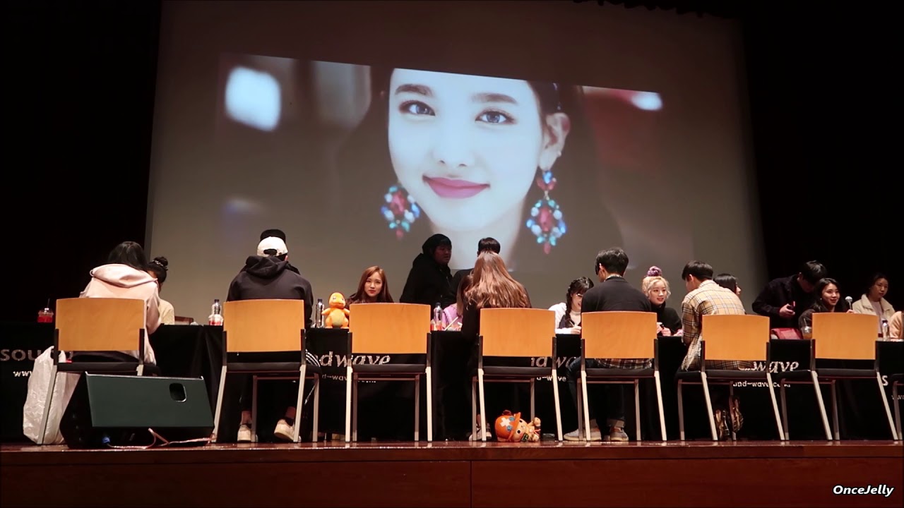 181117 Twice Fansign Signing Cut Part 1 - YouTube