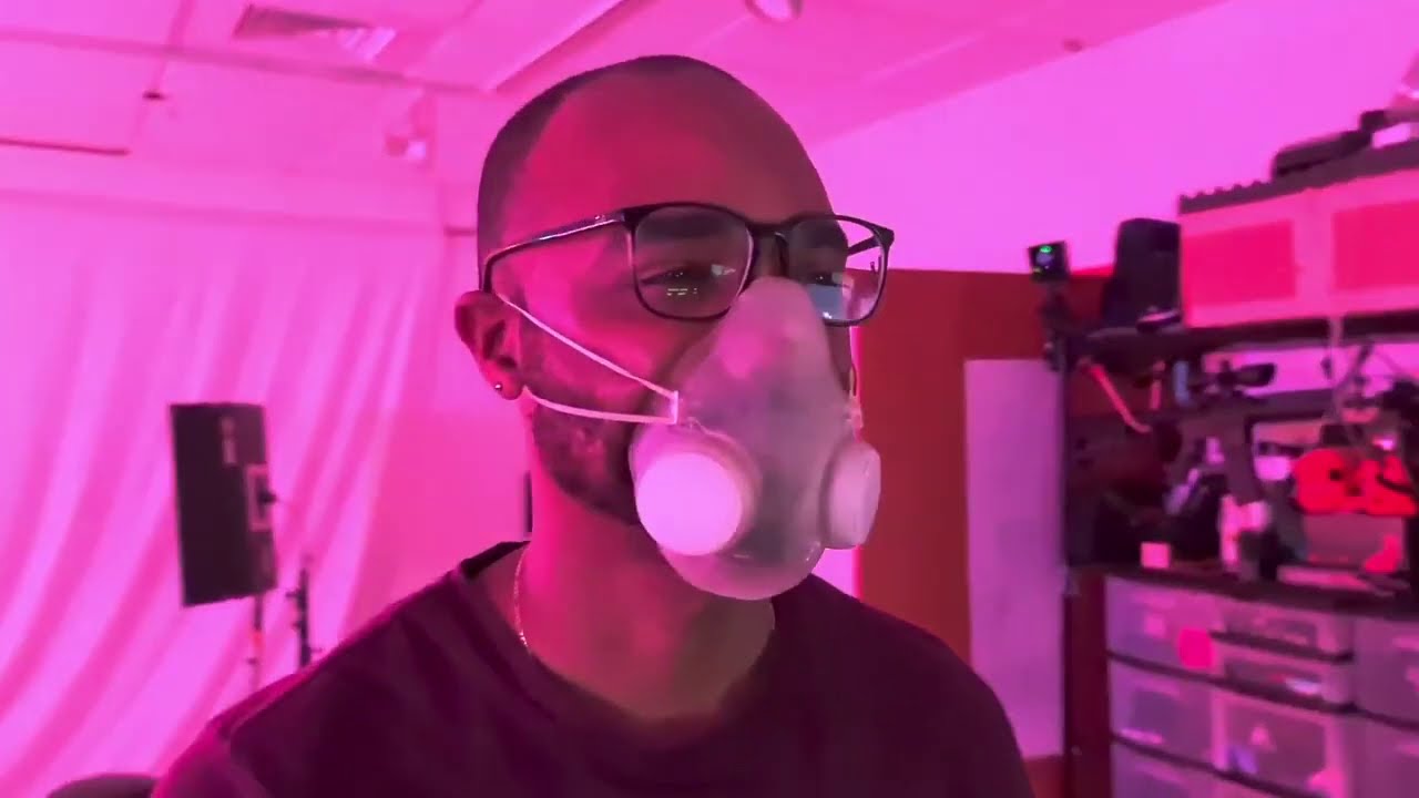 Bermuda 3Dprinting customised face masks - YouTube